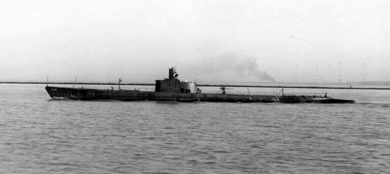 USS Silversides Museum: Reliving Naval History. WW2 Submarine Museum